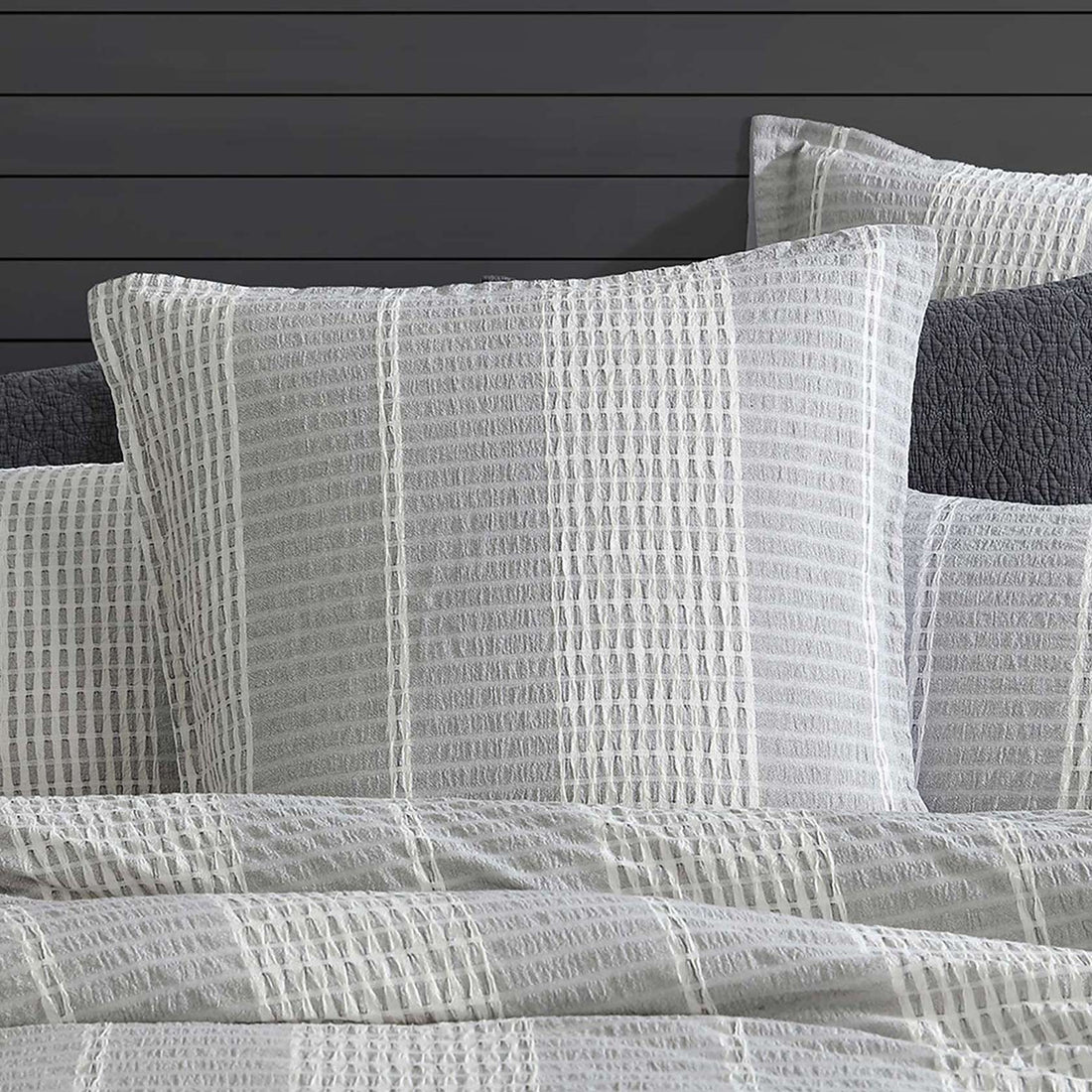 Hurley Charcoal Quilt Cover Set by Logan and Mason Platinum | Quilt ...