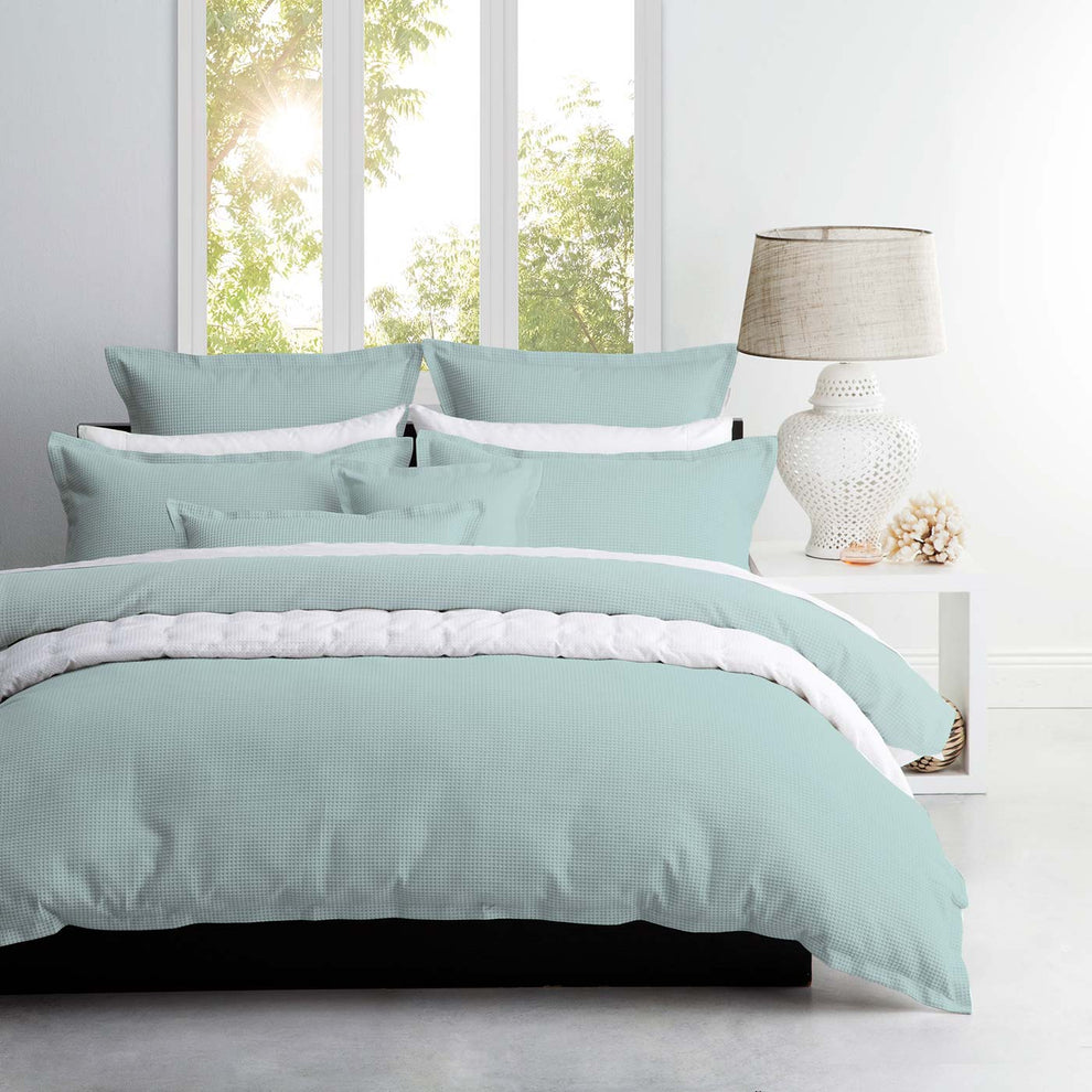 Ascot Surf Quilt Cover Set by Logan and Mason Platinum | Quilt Cover World